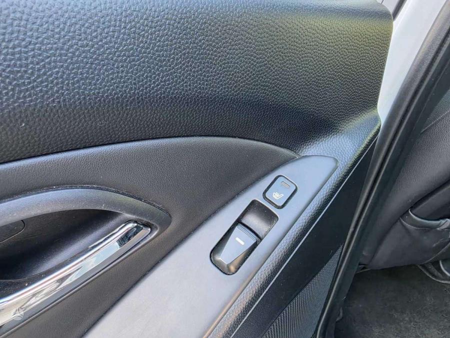 Белый Хендай их35 2010 в Шилуте, объемом двигателя 2.00 л и пробегом 309 тыс. км за 4000 €, фото 12 на AUTOMOTO.COM.LV