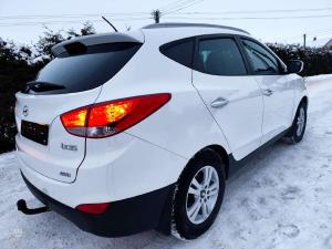 Balts Hyundai ix35 2011 Marijampole, ar dzinēja tilpumu 2.00 L un nobraukumu 187 tūkst. km par 4950 €, foto 19 vietnē AUTOMOTO.COM.LV
