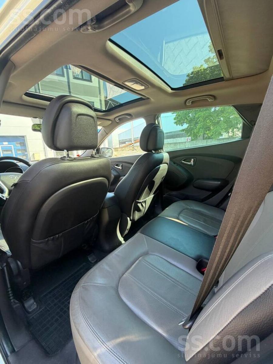 Balts Hyundai ix35 2011 Rīga, ar dzinēja tilpumu 2.00 L un nobraukumu 174 tūkst. km par 7900 €, foto 5 vietnē AUTOMOTO.COM.LV