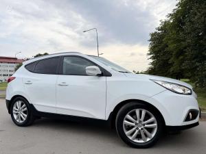 White Hyundai ix35 2011 in Kaunas, with an engine capacity of 2.00 L and mileage of 185 thousand km for 5500 €, photo 20 on AUTOMOTO.COM.LV