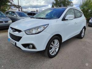 Balts Hyundai ix35 2011 Panevēža, ar dzinēja tilpumu 2.00 L un nobraukumu 288 tūkst. km par 5400 €, foto 3 vietnē AUTOMOTO.COM.LV