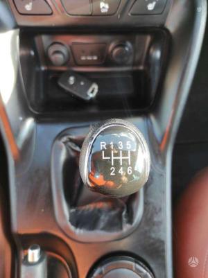 Balts Hyundai ix35 2011 Panevēža, ar dzinēja tilpumu 2.00 L un nobraukumu 288 tūkst. km par 5400 €, foto 24 vietnē AUTOMOTO.COM.LV