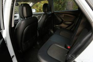 Balts Hyundai ix35 2011 Rīga, ar dzinēja tilpumu 1.70 L un nobraukumu 243 tūkst. km par 5700 €, foto 11 vietnē AUTOMOTO.COM.LV