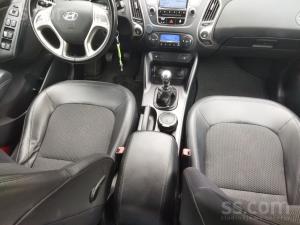 Balts Hyundai ix35 2012 Rīga, ar dzinēja tilpumu 2.00 L un nobraukumu 103 tūkst. km par 6400 €, foto 3 vietnē AUTOMOTO.COM.LV