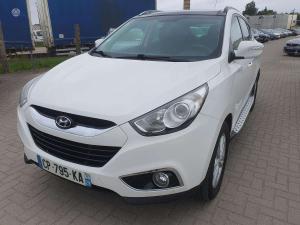 Белый Хендай их35 2012 в Таураге, объемом двигателя 1.70 л и пробегом 279 тыс. км за 5650 €, фото  на AUTOMOTO.COM.LV