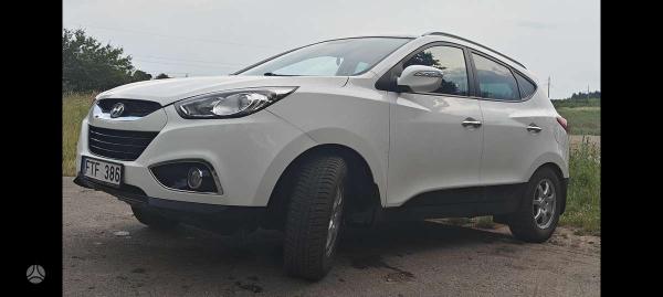 Balts Hyundai ix35 2012 Viļņa, ar dzinēja tilpumu 2.00 L un nobraukumu 160 tūkst. km par 6990 €, foto 3 vietnē AUTOMOTO.COM.LV