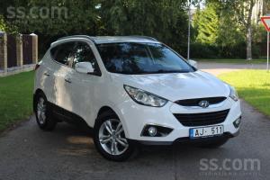 Balts Hyundai ix35 2012 Rīga, ar dzinēja tilpumu 2.00 L un nobraukumu 240 tūkst. km par 5700 €, foto 4 vietnē AUTOMOTO.COM.LV