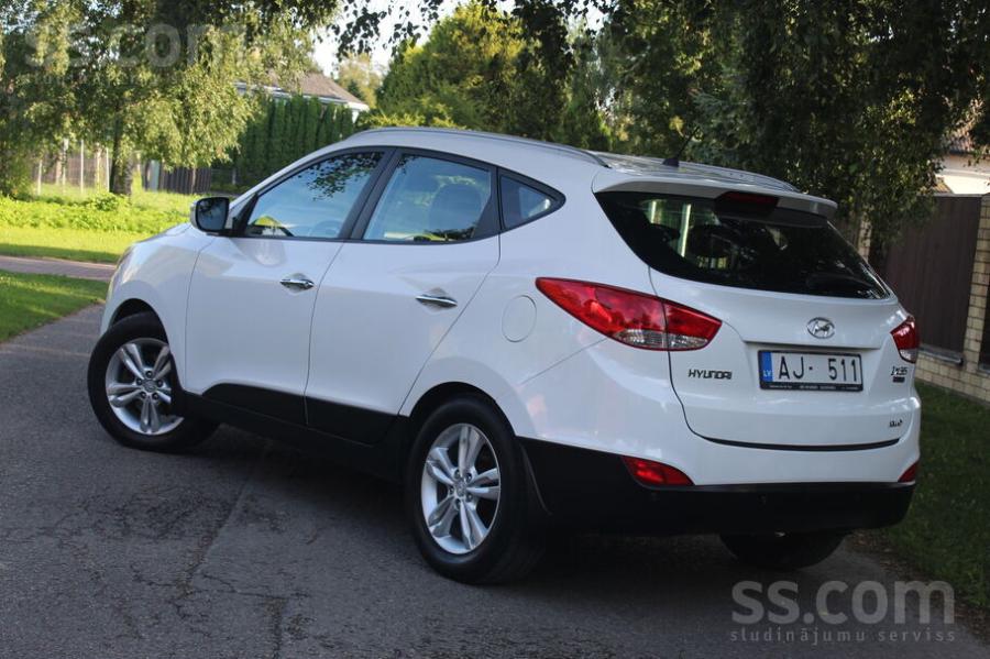 Balts Hyundai ix35 2012 Rīga, ar dzinēja tilpumu 2.00 L un nobraukumu 240 tūkst. km par 5700 €, foto 6 vietnē AUTOMOTO.COM.LV