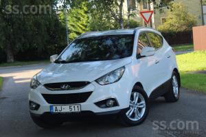 Balts Hyundai ix35 2012 Rīga, ar dzinēja tilpumu 2.00 L un nobraukumu 240 tūkst. km par 5700 €, foto 16 vietnē AUTOMOTO.COM.LV