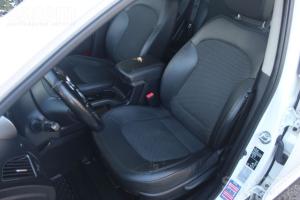 Balts Hyundai ix35 2012 Rīga, ar dzinēja tilpumu 2.00 L un nobraukumu 240 tūkst. km par 5700 €, foto 23 vietnē AUTOMOTO.COM.LV