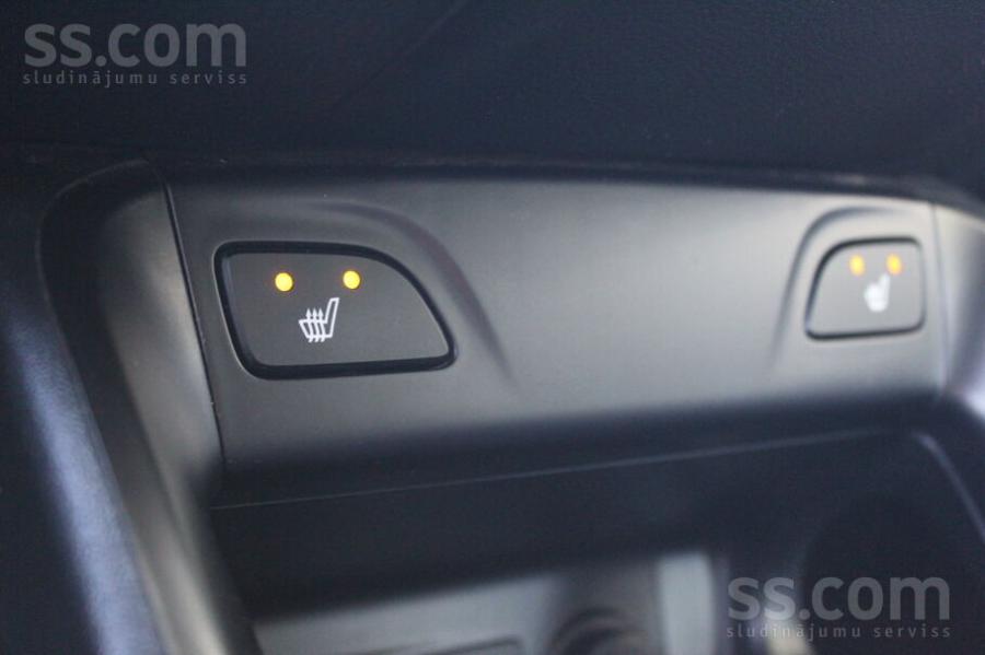 Balts Hyundai ix35 2012 Rīga, ar dzinēja tilpumu 2.00 L un nobraukumu 240 tūkst. km par 5700 €, foto 49 vietnē AUTOMOTO.COM.LV