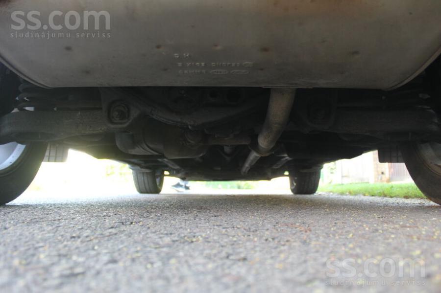 Balts Hyundai ix35 2012 Rīga, ar dzinēja tilpumu 2.00 L un nobraukumu 240 tūkst. km par 5700 €, foto 66 vietnē AUTOMOTO.COM.LV
