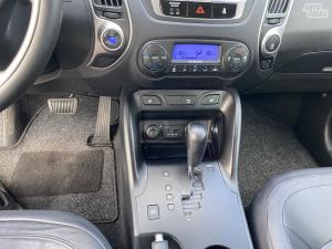 Balts Hyundai ix35 2012 Marijampole, ar dzinēja tilpumu 2.00 L un nobraukumu 210 tūkst. km par 6300 €, foto 18 vietnē AUTOMOTO.COM.LV