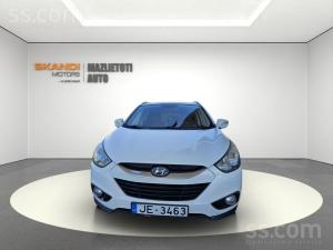 Balts Hyundai ix35 2013 Liepāja, ar dzinēja tilpumu 2.00 L un nobraukumu 156 tūkst. km par 6990 €, foto 3 vietnē AUTOMOTO.COM.LV