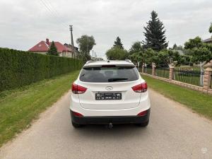 Balts Hyundai ix35 2013 Jurbarkas, ar dzinēja tilpumu 2.00 L un nobraukumu 199 tūkst. km par 5600 €, foto 6 vietnē AUTOMOTO.COM.LV