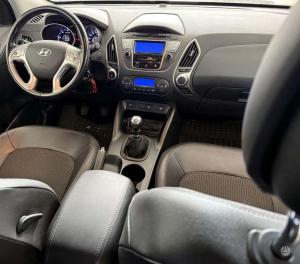 Balts Hyundai ix35 2013 Šauļi, ar dzinēja tilpumu 1.69 L un nobraukumu 225 tūkst. km par 5650 €, foto 8 vietnē AUTOMOTO.COM.LV