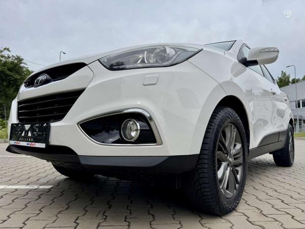 Белый Хендай их35 2014 в Каунас, объемом двигателя 1.59 л и пробегом 157 тыс. км за 7499 €, фото 1 на AUTOMOTO.COM.LV