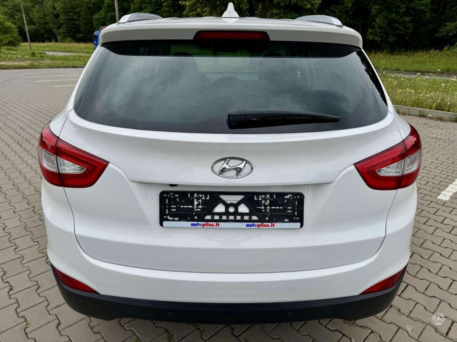 Balts Hyundai ix35 2014 Kauņa, ar dzinēja tilpumu 1.59 L un nobraukumu 157 tūkst. km par 7499 €, foto 6 vietnē AUTOMOTO.COM.LV