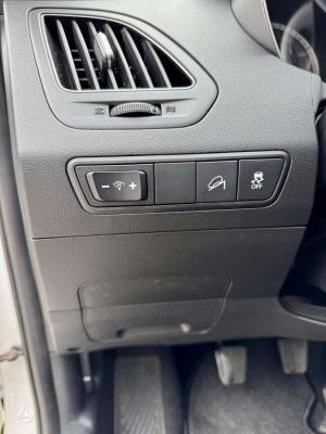 Balts Hyundai ix35 2014 Kauņa, ar dzinēja tilpumu 1.59 L un nobraukumu 157 tūkst. km par 7499 €, foto 20 vietnē AUTOMOTO.COM.LV