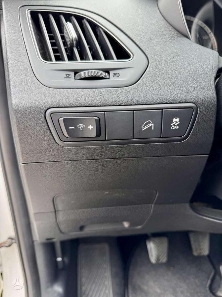 Balts Hyundai ix35 2014 Kauņa, ar dzinēja tilpumu 1.59 L un nobraukumu 157 tūkst. km par 7499 €, foto 20 vietnē AUTOMOTO.COM.LV