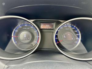 Balts Hyundai ix35 2014 Kauņa, ar dzinēja tilpumu 1.59 L un nobraukumu 157 tūkst. km par 7499 €, foto 34 vietnē AUTOMOTO.COM.LV