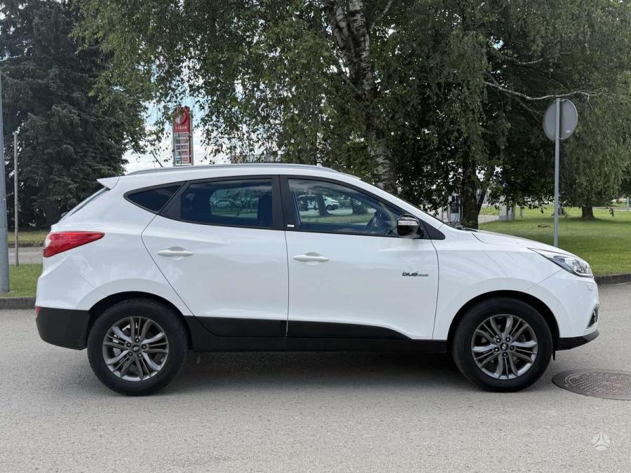 Balts Hyundai ix35 2014 Tauragė, ar dzinēja tilpumu 1.69 L un nobraukumu 157 tūkst. km par 6700 €, foto 8 vietnē AUTOMOTO.COM.LV