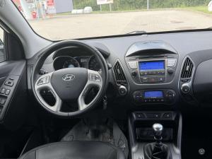 Balts Hyundai ix35 2014 Tauragė, ar dzinēja tilpumu 1.69 L un nobraukumu 157 tūkst. km par 6700 €, foto 13 vietnē AUTOMOTO.COM.LV