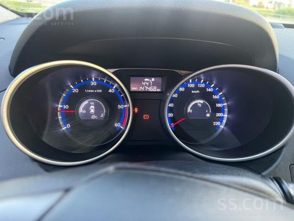Balts Hyundai ix35 2014 Tukums, ar dzinēja tilpumu 1.70 L un nobraukumu 147 tūkst. km par 7500 €, foto 7 vietnē AUTOMOTO.COM.LV