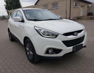Balts Hyundai ix35 2014 Šauļi, ar dzinēja tilpumu 1.59 L un nobraukumu 152 tūkst. km par 6700 €, foto 4 vietnē AUTOMOTO.COM.LV