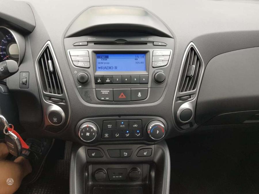 Balts Hyundai ix35 2014 Šauļi, ar dzinēja tilpumu 1.59 L un nobraukumu 152 tūkst. km par 6700 €, foto 16 vietnē AUTOMOTO.COM.LV