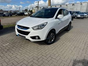 White Hyundai ix35 2014 in Taurage, with an engine capacity of 1.69 L and mileage of 180 thousand km for 7200 €, photo 4 on AUTOMOTO.COM.LV