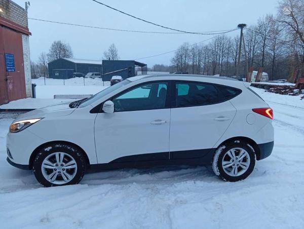 Balts Hyundai ix35 2015 Jurbarkas, ar dzinēja tilpumu 1.69 L un nobraukumu 197 tūkst. km par 7250 €, foto 6 vietnē AUTOMOTO.COM.LV