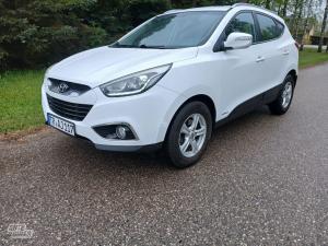 Balts Hyundai ix35 2015 Utena, ar dzinēja tilpumu 2.00 L un nobraukumu 262 tūkst. km par 7200 €, foto  vietnē AUTOMOTO.COM.LV