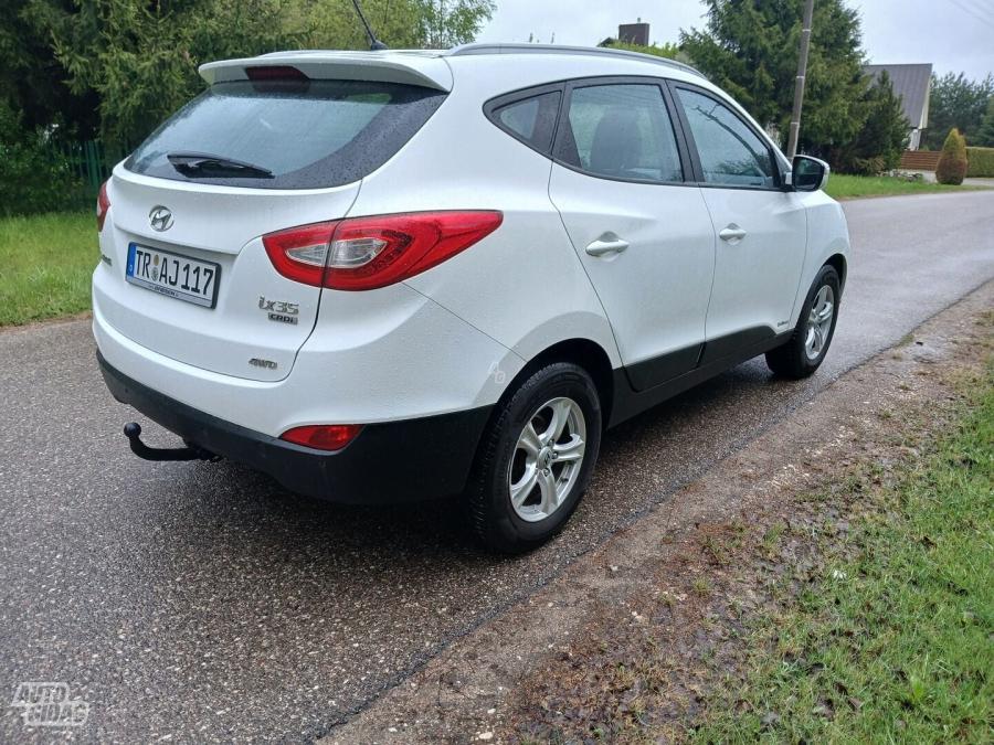 Balts Hyundai ix35 2015 Utena, ar dzinēja tilpumu 2.00 L un nobraukumu 262 tūkst. km par 7200 €, foto 6 vietnē AUTOMOTO.COM.LV