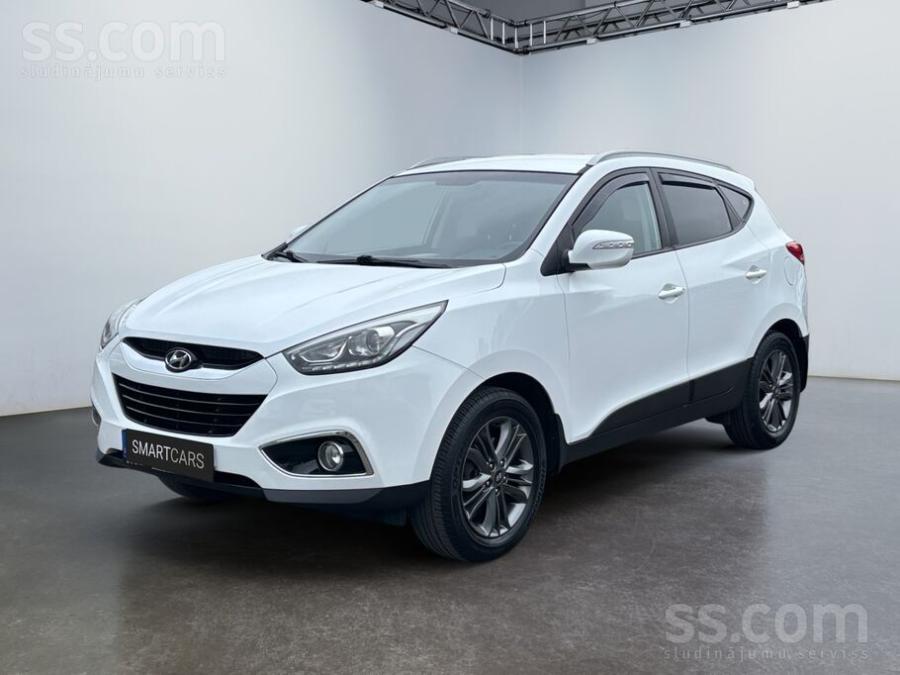 Balts Hyundai ix35 2015 Rīga, ar dzinēja tilpumu 1.60 L un nobraukumu 106 tūkst. km par 9600 €, foto 1 vietnē AUTOMOTO.COM.LV