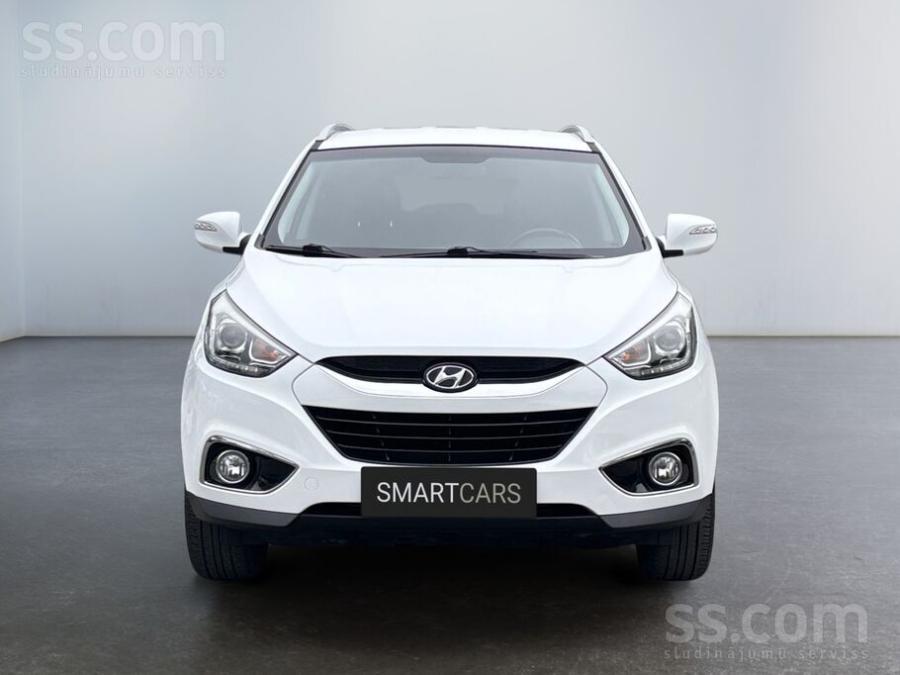 Balts Hyundai ix35 2015 Rīga, ar dzinēja tilpumu 1.60 L un nobraukumu 106 tūkst. km par 9600 €, foto 9 vietnē AUTOMOTO.COM.LV