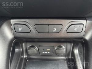 Balts Hyundai ix35 2015 Rīga, ar dzinēja tilpumu 1.60 L un nobraukumu 106 tūkst. km par 9600 €, foto 17 vietnē AUTOMOTO.COM.LV