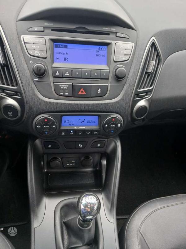 Balts Hyundai ix35 2015 Utena, ar dzinēja tilpumu 2.00 L un nobraukumu 260 tūkst. km par 6600 €, foto 11 vietnē AUTOMOTO.COM.LV