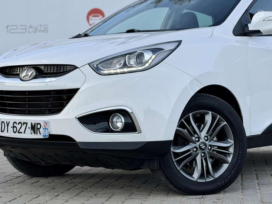 Balts Hyundai ix35 2015 Tauragė, ar dzinēja tilpumu 2.00 L un nobraukumu 224 tūkst. km par 6700 €, foto 10 vietnē AUTOMOTO.COM.LV
