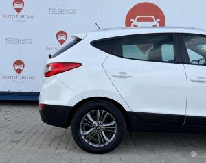 Balts Hyundai ix35 2015 Tauragė, ar dzinēja tilpumu 2.00 L un nobraukumu 224 tūkst. km par 6700 €, foto 15 vietnē AUTOMOTO.COM.LV