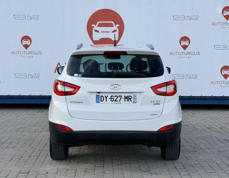 Balts Hyundai ix35 2015 Tauragė, ar dzinēja tilpumu 2.00 L un nobraukumu 224 tūkst. km par 6700 €, foto 24 vietnē AUTOMOTO.COM.LV
