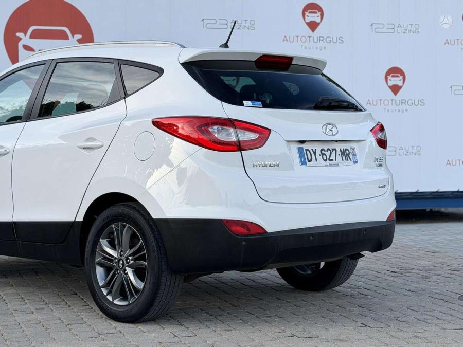 Balts Hyundai ix35 2015 Tauragė, ar dzinēja tilpumu 2.00 L un nobraukumu 224 tūkst. km par 6700 €, foto 28 vietnē AUTOMOTO.COM.LV