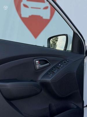 Balts Hyundai ix35 2015 Tauragė, ar dzinēja tilpumu 2.00 L un nobraukumu 224 tūkst. km par 6700 €, foto 32 vietnē AUTOMOTO.COM.LV
