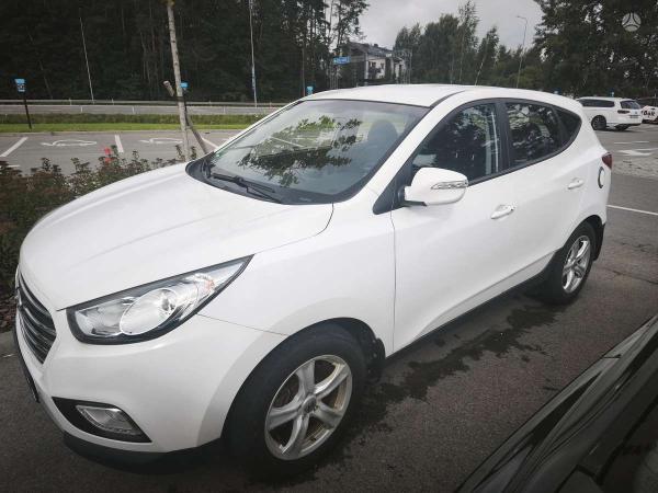 Белый Хендай их35 2016 в Вильнюс, объемом двигателя 0.00 л и пробегом 41 тыс. км за 5700 €, фото 1 на AUTOMOTO.COM.LV