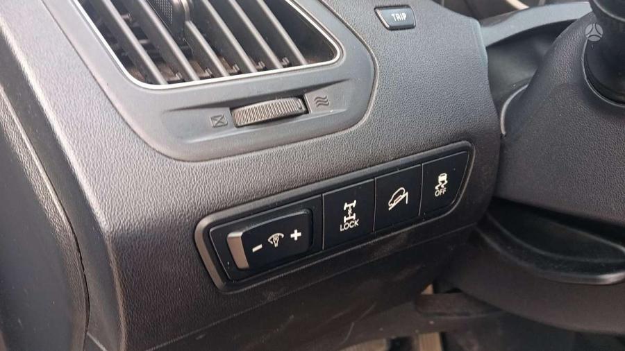 Balts Hyundai ix35 2011 Viļņa, ar dzinēja tilpumu 2.00 L un nobraukumu 185 tūkst. km par 6350 €, foto 11 vietnē AUTOMOTO.COM.LV