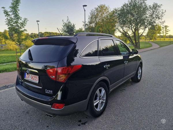 Melns Hyundai Ix55 2010 Viļņa, ar dzinēja tilpumu 2.96 L un nobraukumu 280 tūkst. km par 5550 €, foto 6 vietnē AUTOMOTO.COM.LV