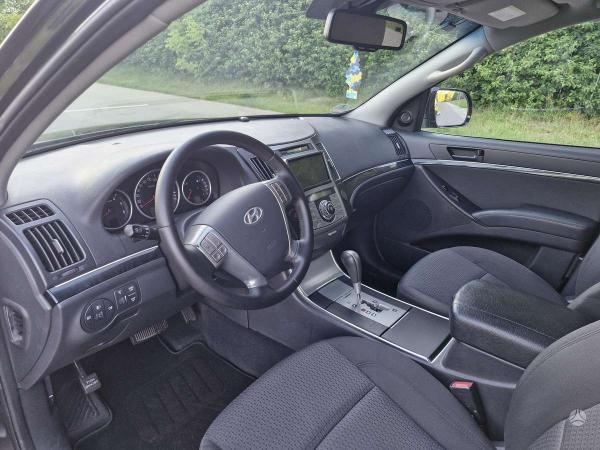 Melns Hyundai Ix55 2010 Viļņa, ar dzinēja tilpumu 2.96 L un nobraukumu 280 tūkst. km par 5550 €, foto 9 vietnē AUTOMOTO.COM.LV