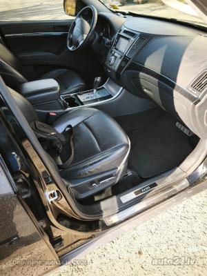 Melns Hyundai Ix55 2010 Tallina, ar dzinēja tilpumu 3.00 L un nobraukumu 212 tūkst. km par 6250 €, foto 14 vietnē AUTOMOTO.COM.LV