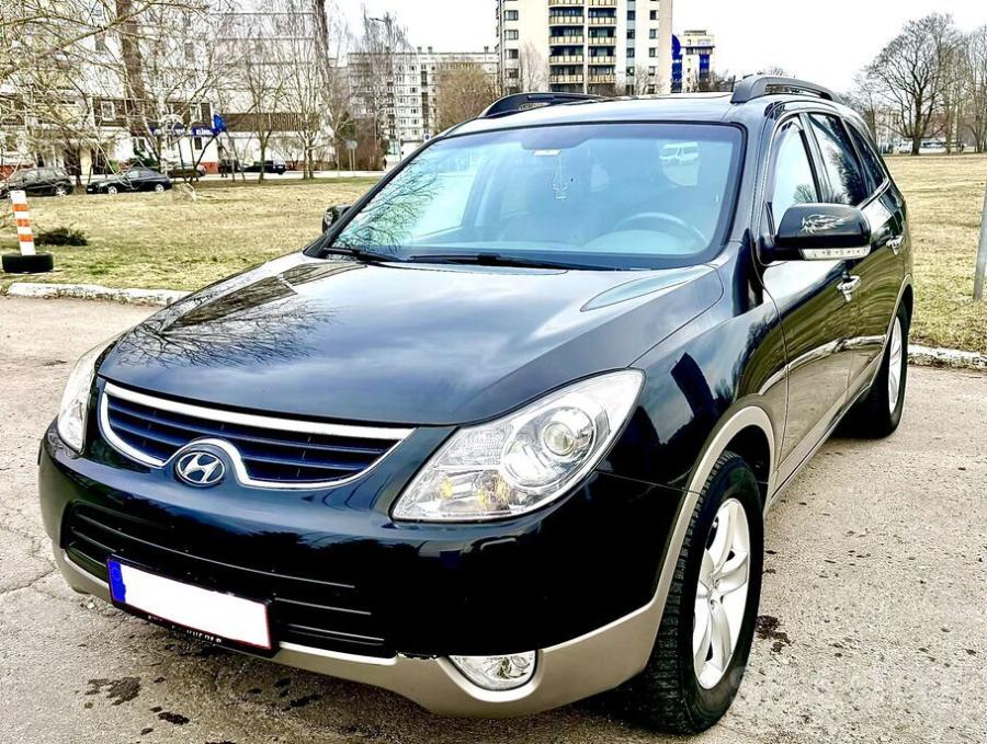 Melns Hyundai Ix55 2012 Rīga, ar dzinēja tilpumu 3.00 L un nobraukumu 273 tūkst. km par 8400 €, foto 3 vietnē AUTOMOTO.COM.LV