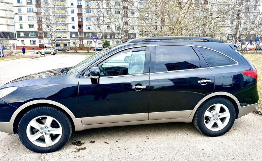 Melns Hyundai Ix55 2012 Rīga, ar dzinēja tilpumu 3.00 L un nobraukumu 273 tūkst. km par 8400 €, foto 4 vietnē AUTOMOTO.COM.LV